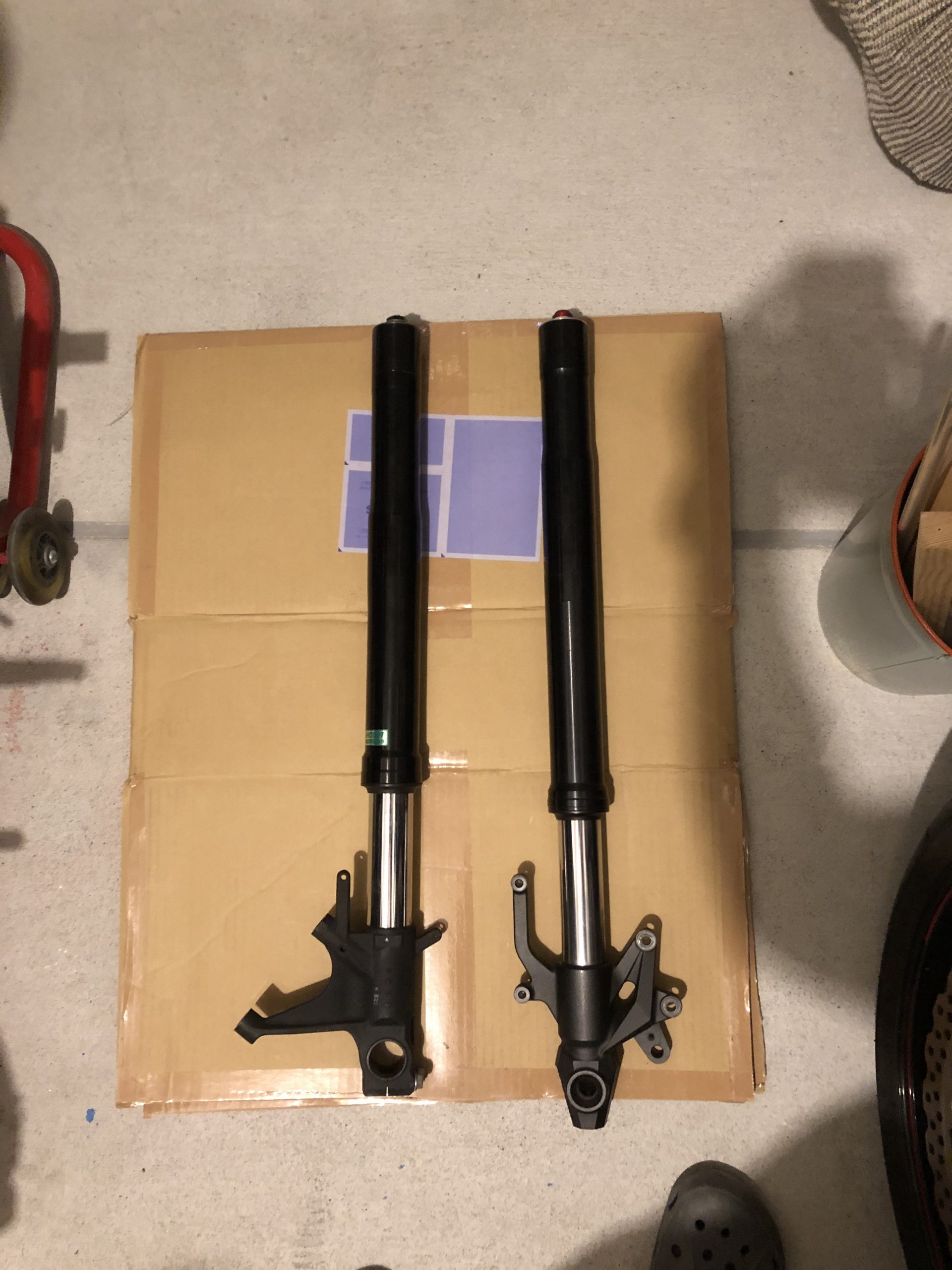 Z800 フロントフォーク交換 その1 | でぃーのガレージライフブログ